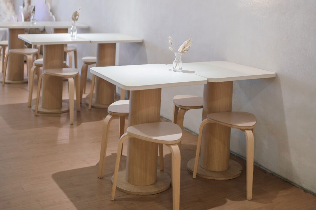 small restaurant seating ideas